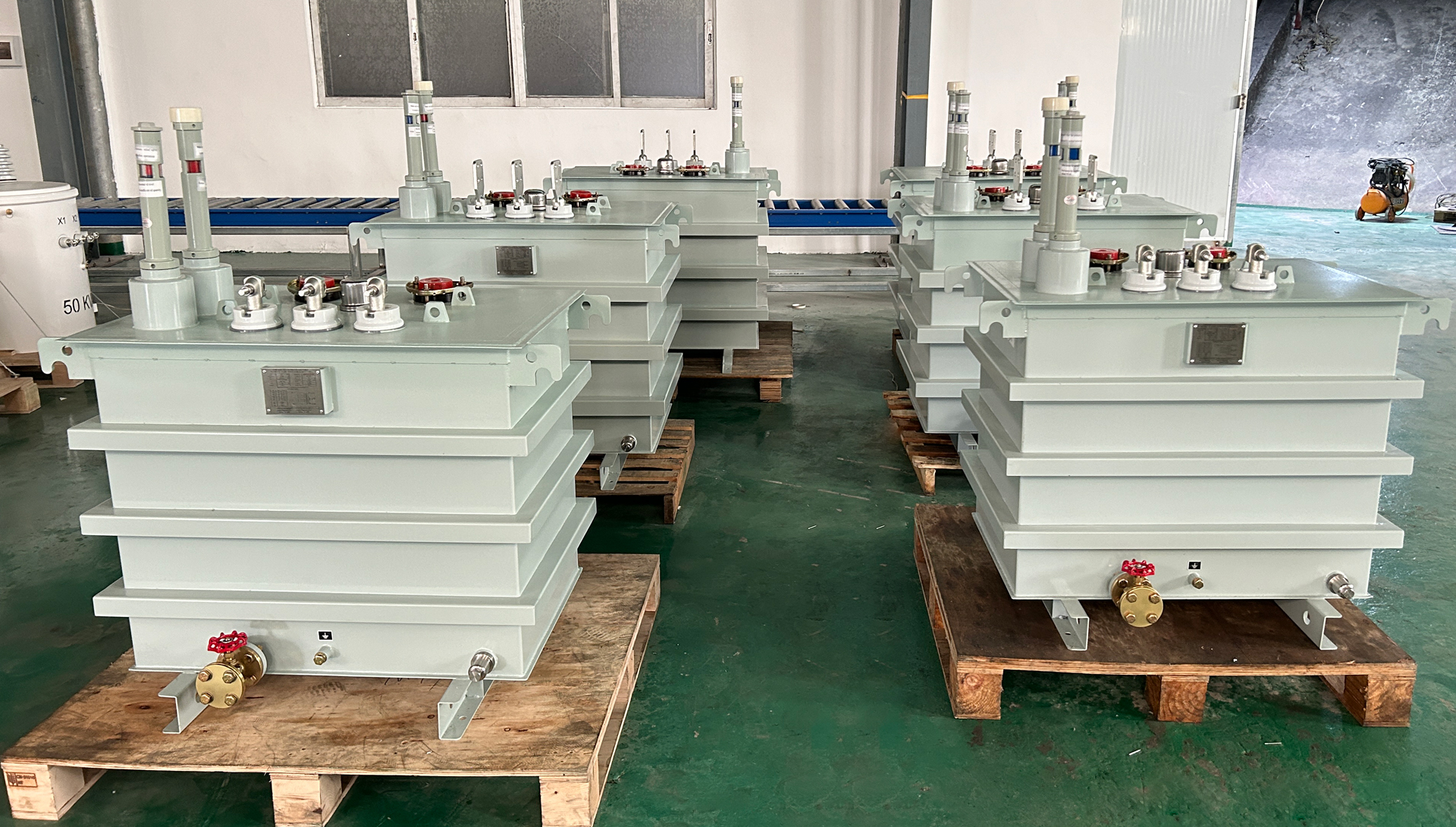 100KVA Single Phase Submersible Distribution Transformer 4160V To 240V ...